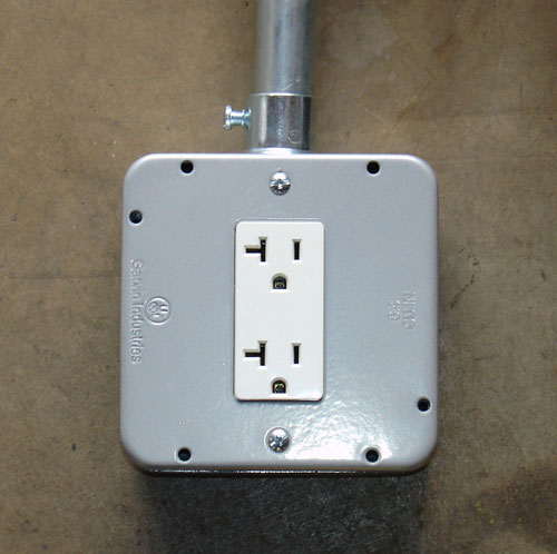 SWC 72C47 4-11/16 Ind Srfc Cvr 1/2" | Cooper Electric