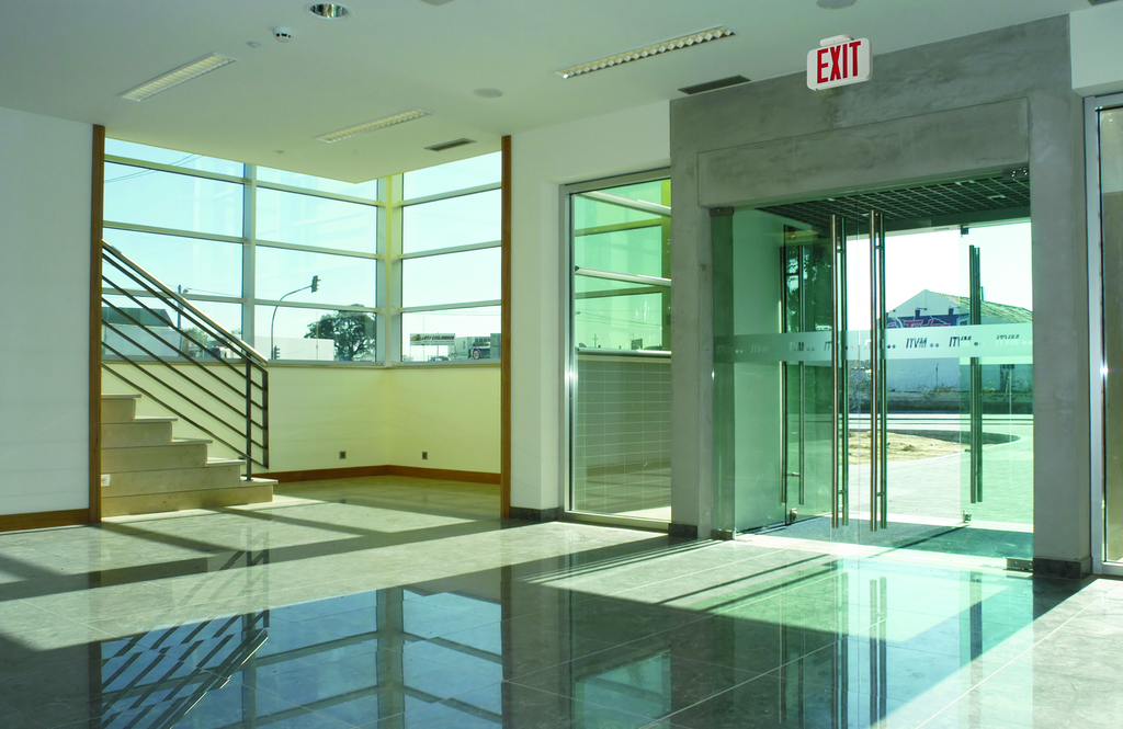 Lithonia Lighting LQM S W 3 R 120/277 M6 120/277 Volt White Housing Red ...