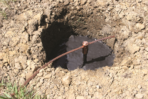 Eritech 613400 3/4" x 10ft Copper-Bonded Pointed Ground Rod | OneSource ...