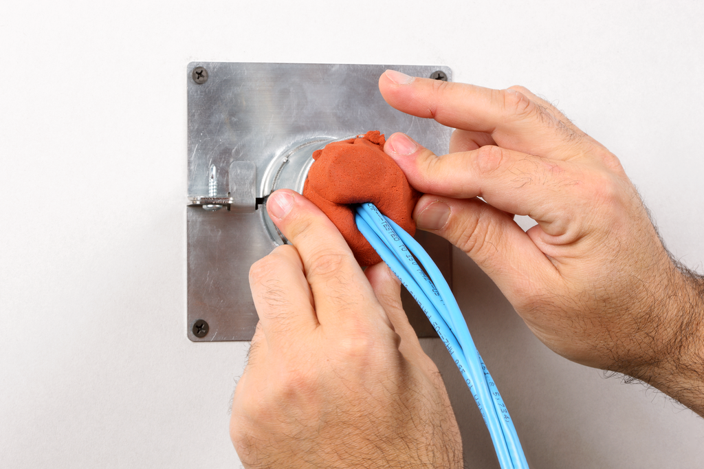 3M DT100 1 Inch Fire Barrier Putty Sleeve Kit | Viking Electric