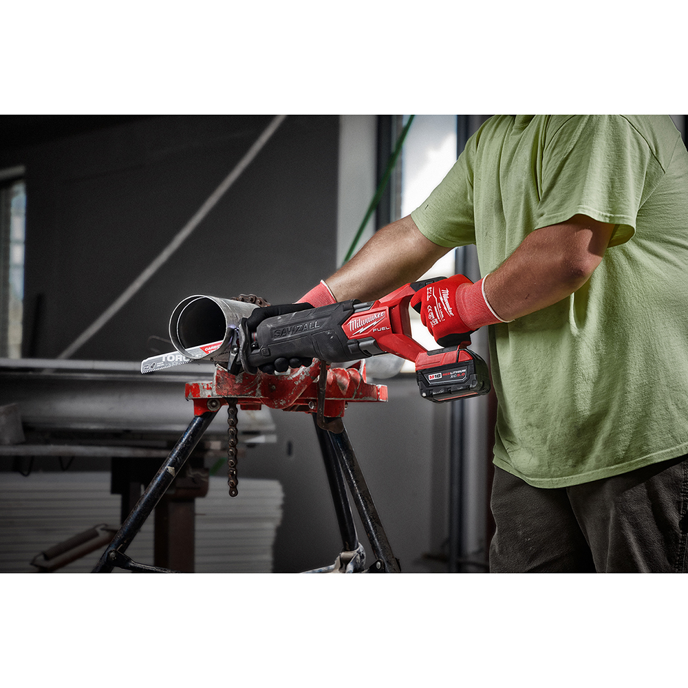 Milwaukee 2821-20 M18 FUEL™ SAWZALL® Reciprocating Saw | Cooper Electric