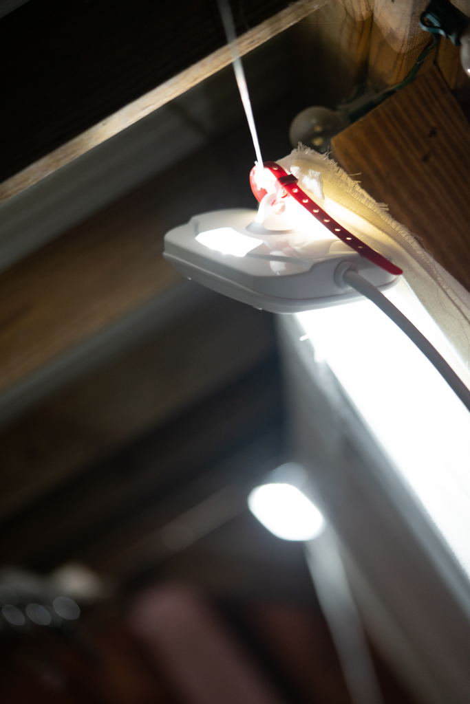 Southwire 7165SW 100ft 14/3-SJTW LED String Lights, 120V 78W, 8000 ...